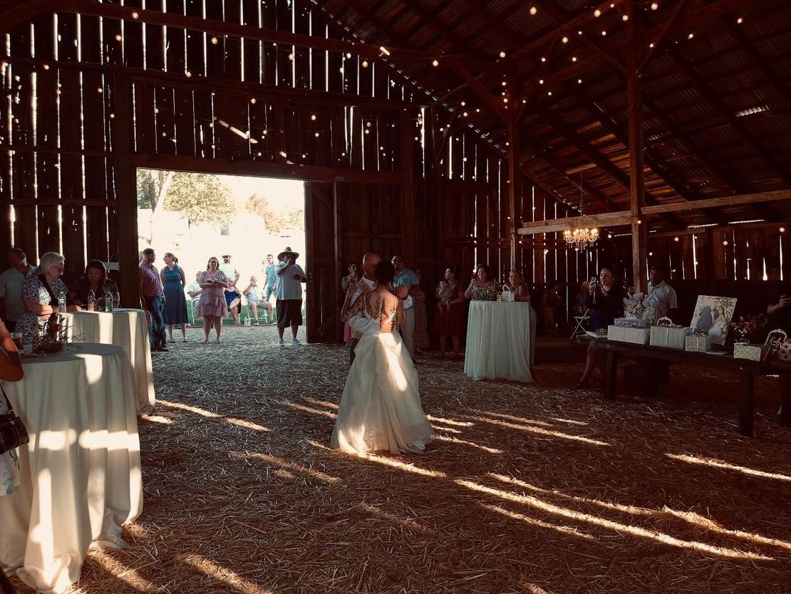 Barn at Unity Ranch - GoCalaveras.com